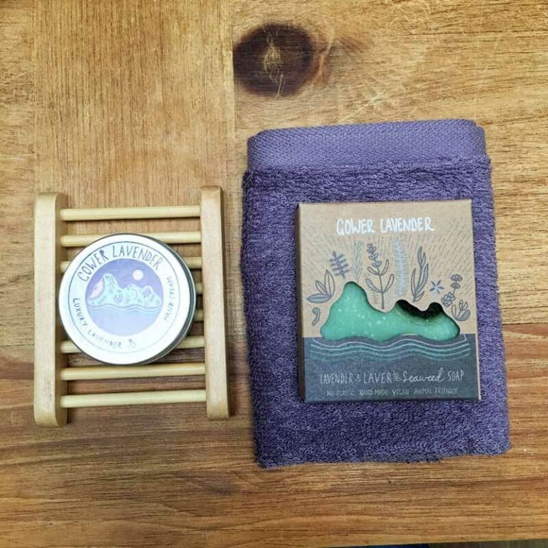 Hand SOS (Plus!) – help for hands with Lavender Soap and Hand Cream